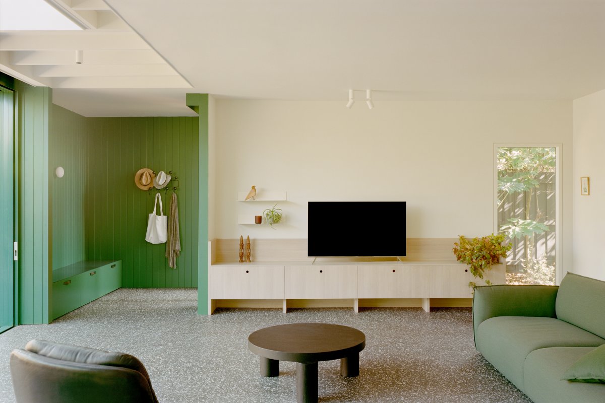 YINJISPACE - Sonelo Architects x Garden Wall House